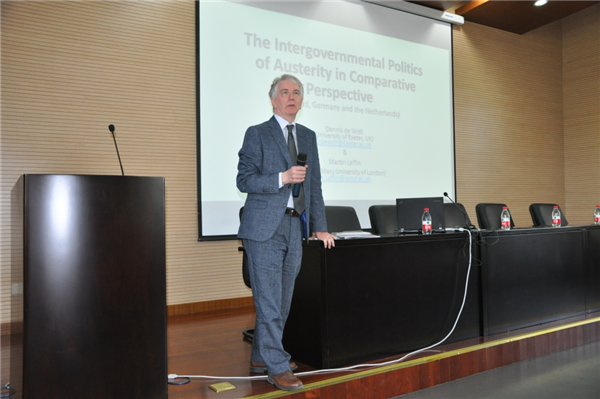 伦敦玛丽女王大学商科管理学院原院长Martin Laffin教授访问我校并作专题报告